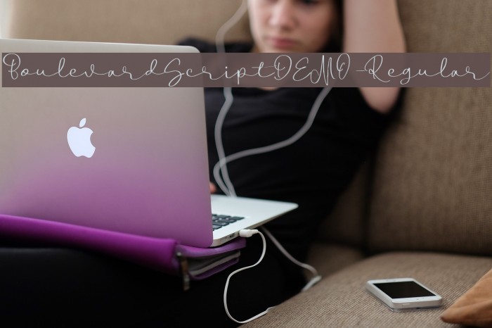 BoulevardScriptDEMO-Regular Font - FFonts.net