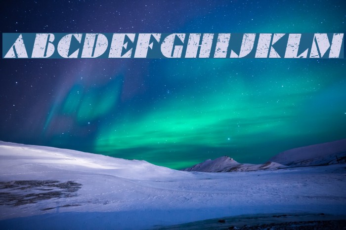 Commanders Grunged Italic Font - FFonts.net