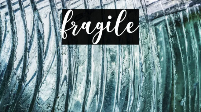 fragile Font | Free Download (TTF/OTF) | FFonts.net
