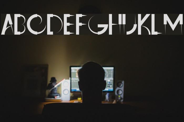 Raven's Claws Font - FFonts.net